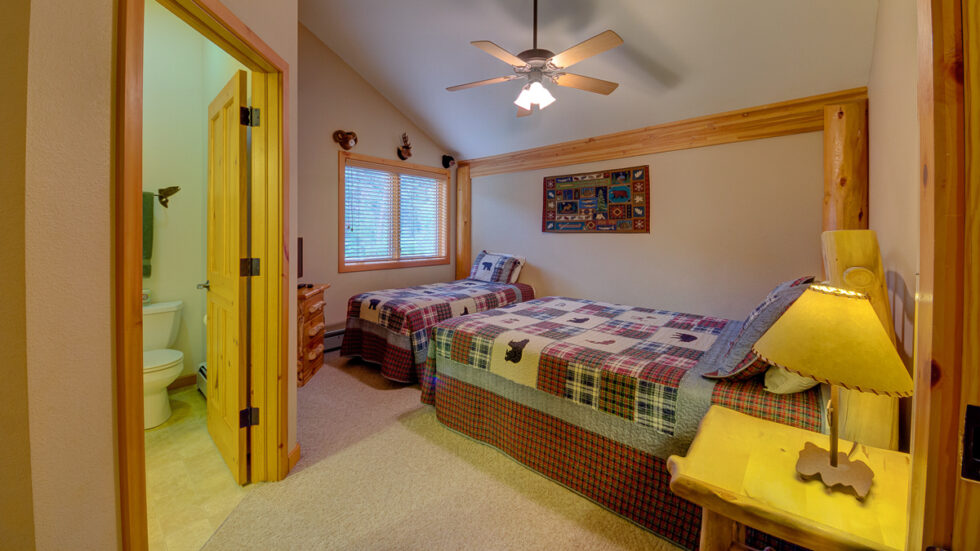 Bear Paw - River Stone Resorts and Bear Paw Suites